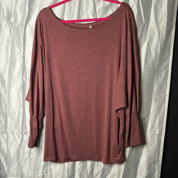 Tops | Xl Womans Long Sleeve Slouch Top With Long Cuffs | Poshmark